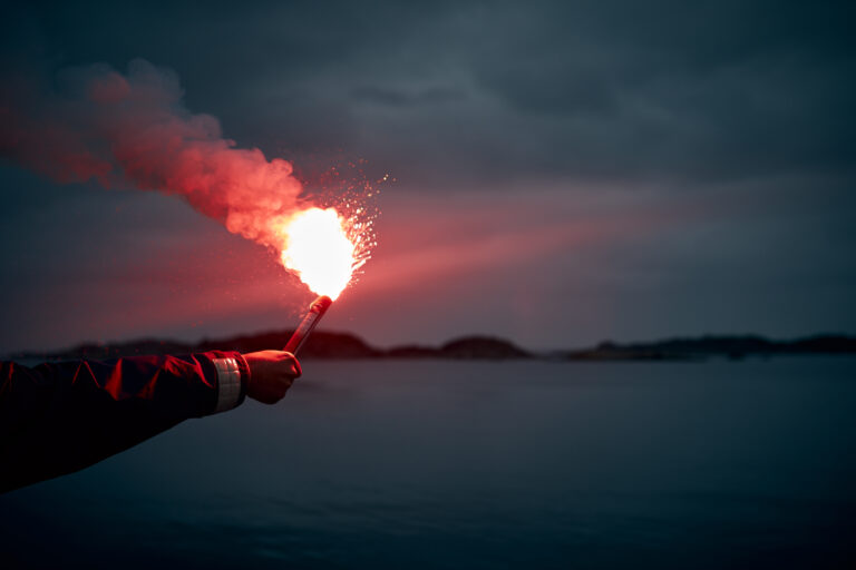 A guide to flares and their proper use - Ocean Safety